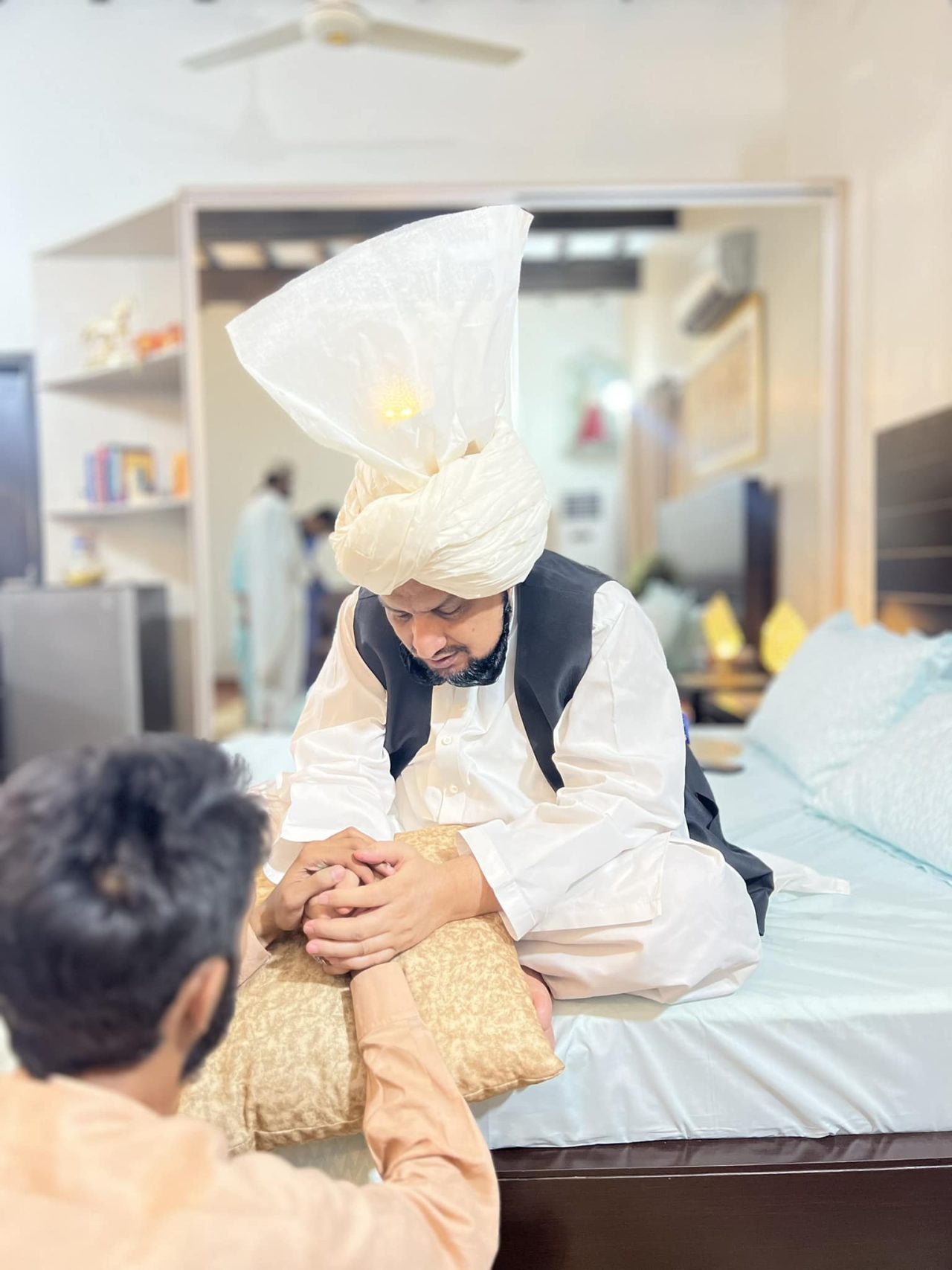 Sufism: A Comprehensive Guide to Spiritual Enlightenment - Sultan Bahoo